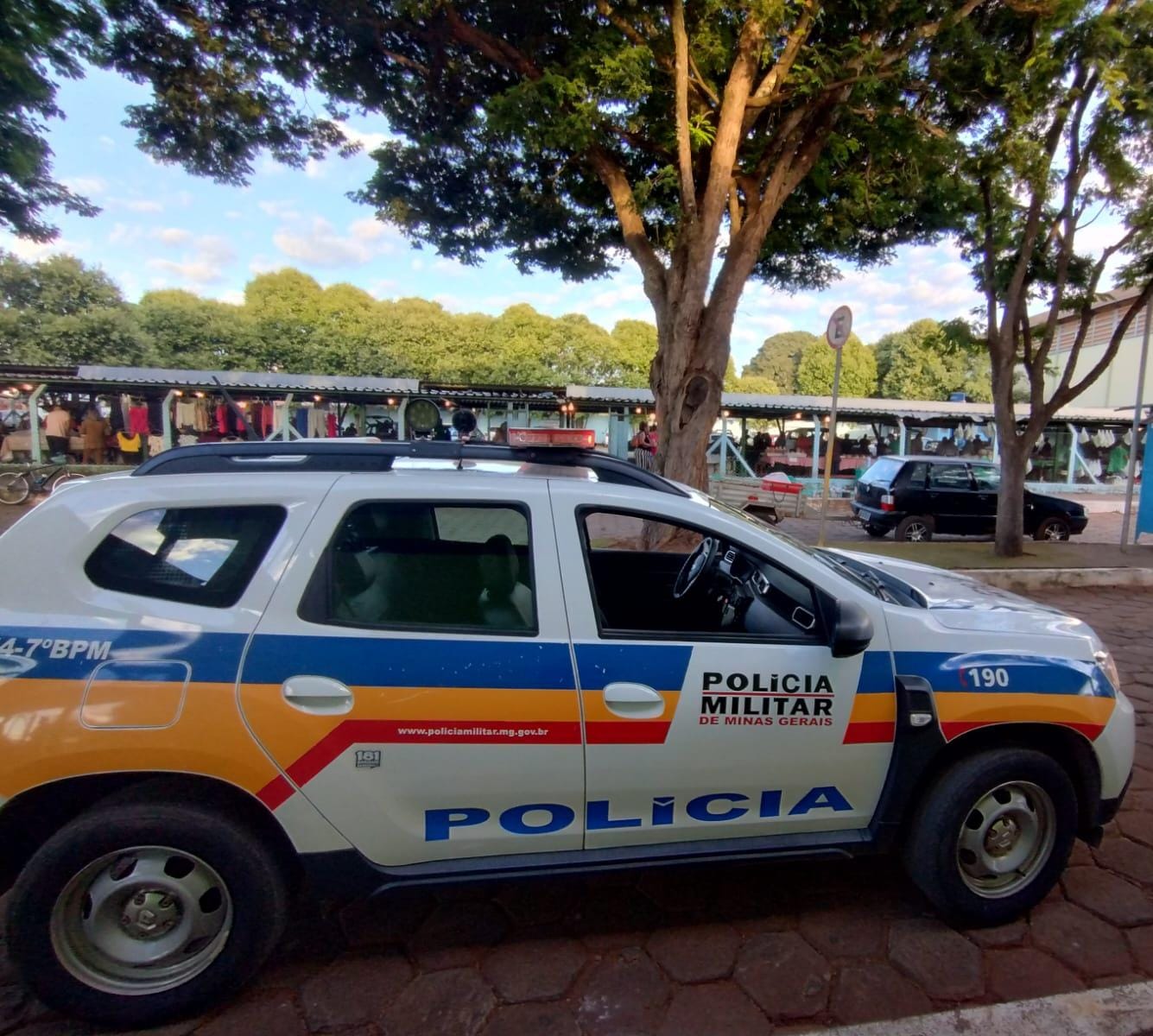 Mulher é resgatada após ser sequestrada, espancada e queimada viva ... Mulher é resgatada após ser sequestrada, espancada e queimada viva ...