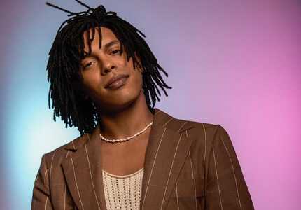 Com participação em Vale Tudo da TV Globo, Raphael Elias, ator de ...